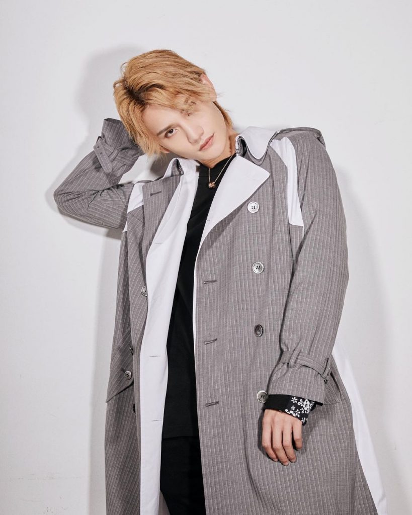 MIRROR Jeremy將Solo推出新歌丨細數「日系獨角獸花美男」李駿傑4個最吸粉的時尚單品 - men's uno Hong Kong