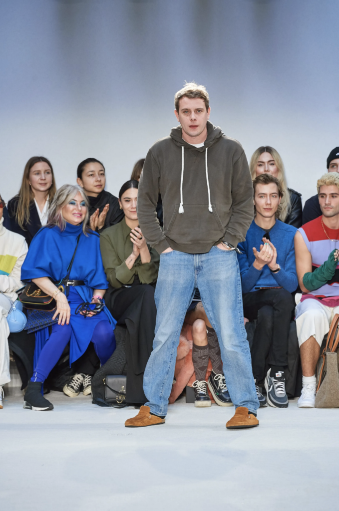 「蜘蛛女」Zendaya是女主角丨Jonathan Anderson將擔任電影《Challengers》的服裝造型師 - men's uno ...