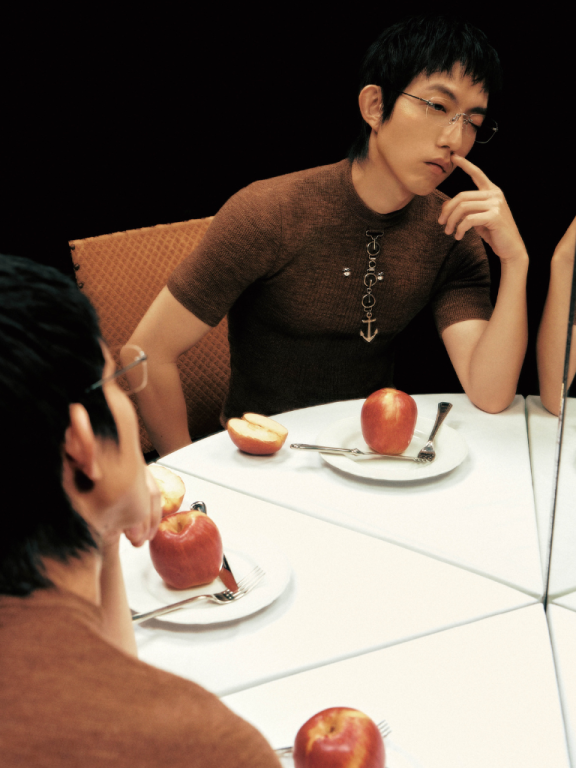 高EQ應對負評成女團COLLAR最驚喜成員｜芯駖Sumling將童年經歷轉化成動力 - men's uno Hong Kong